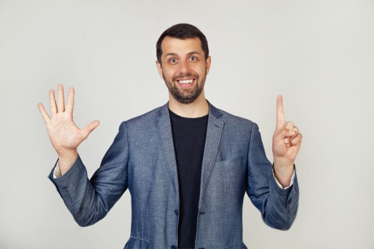 11 Spiritual Meanings Of Six Fingers (And good luck?)