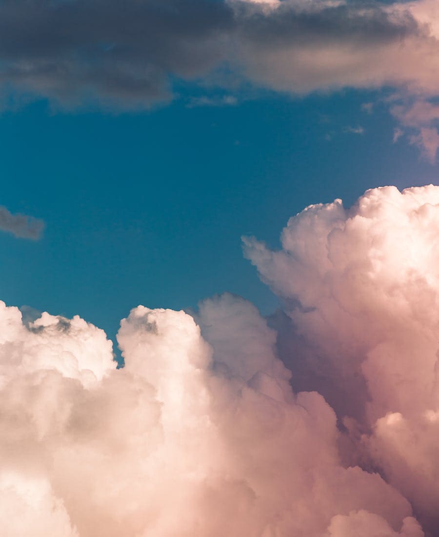 11 Spiritual Meanings Of Cloud (Powerful Symbolism)